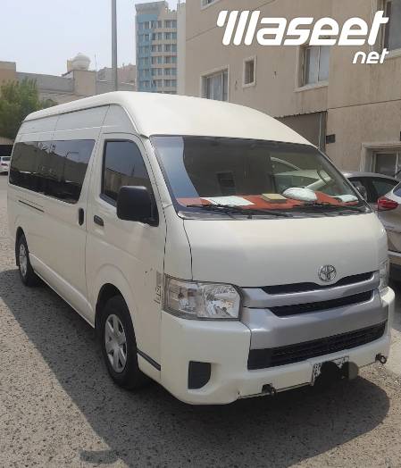 Toyota Hiace 2017